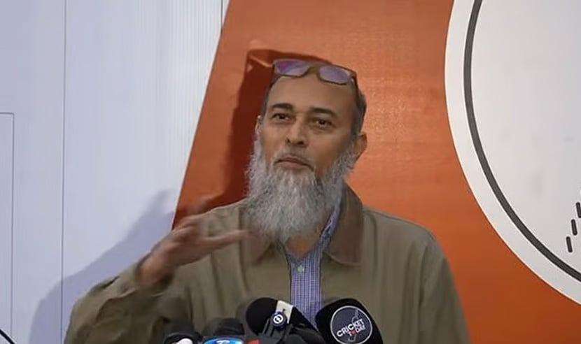 খারাপ খেললে ক্রিকেটারদের কাছে টাকা ফেরত চাই নাকি: বিসিবি পরিচালক